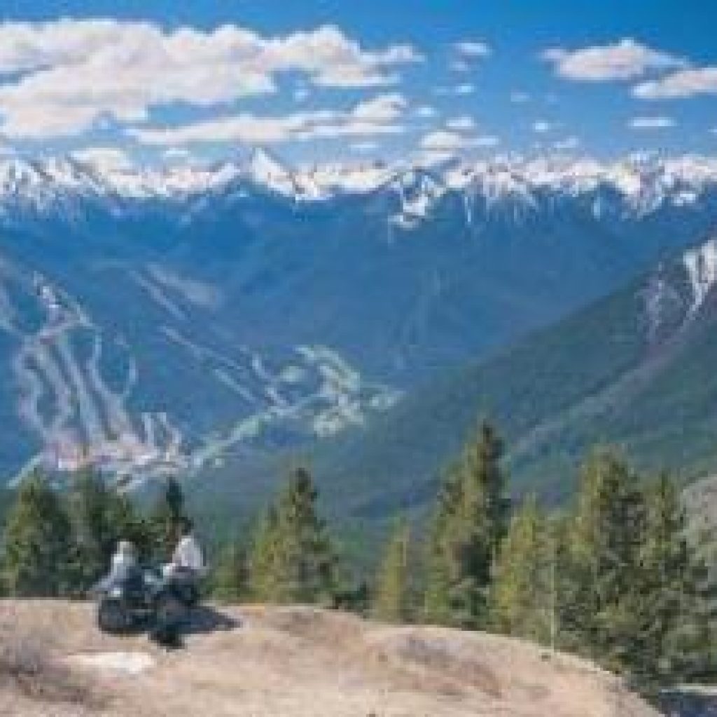Toby Creek Adventures - Snowmobile Tours Near Invermere BC